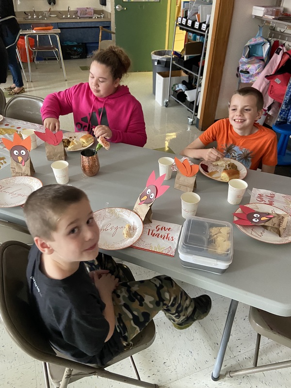 Friendsgiving Feast | Mary E. Dardess Elementary School